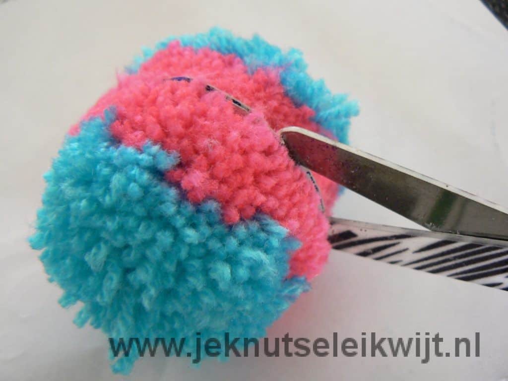 Pompoen van wol maken | Knutsel ideeën voor kinderen