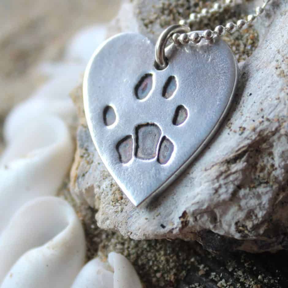 Hondenpoot afdruk maken | Knutsel ideeën voor kinderen